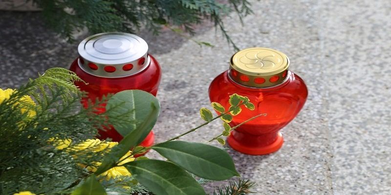 7 Ways to Keep a Loved One’s Memory Alive on Their Death Anniversary