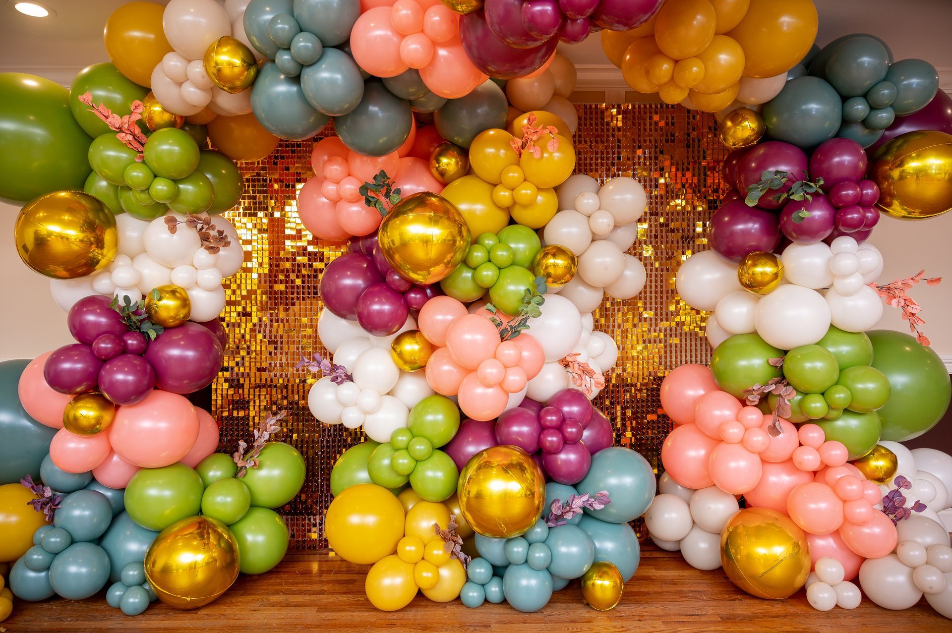 Deluxe Balloon Styling Experience | Delloons