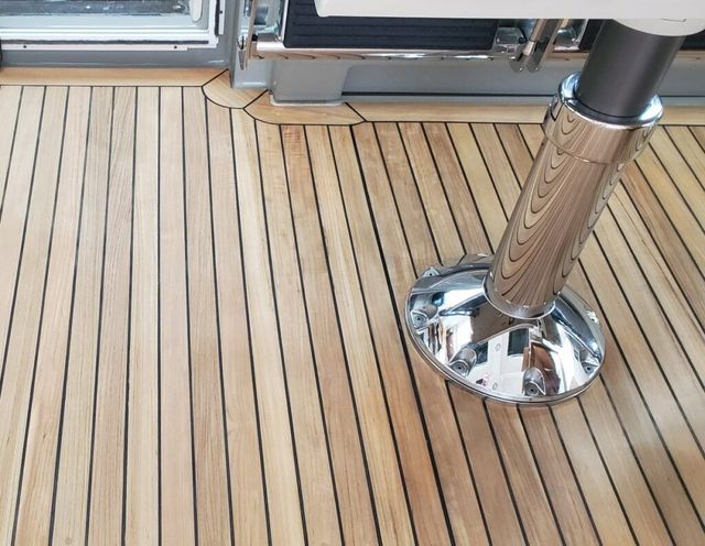 Wood Plank Deck Boat