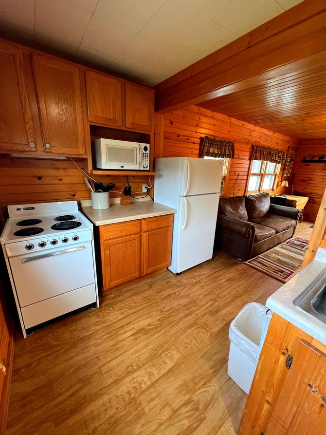 Welcome to Flyway Resort | Phillips, WI