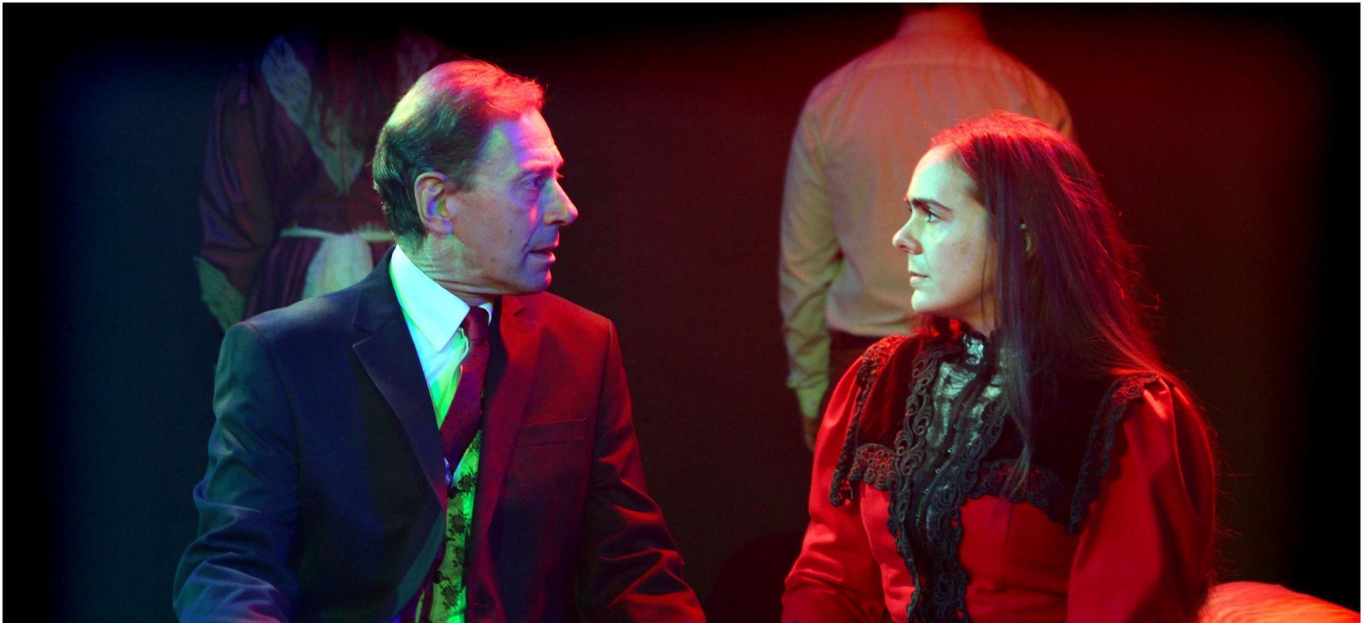 REVIEW: HEDDA GABLER by Henrik Ibsen at Jack Studio Theatre