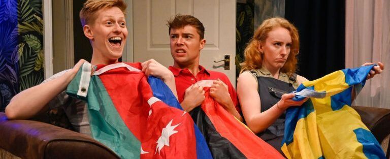 REVIEW: NUL POINTS! by Martin Blackburn at The Union Theatre