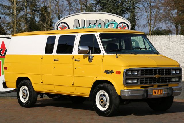 Chevy Van G30