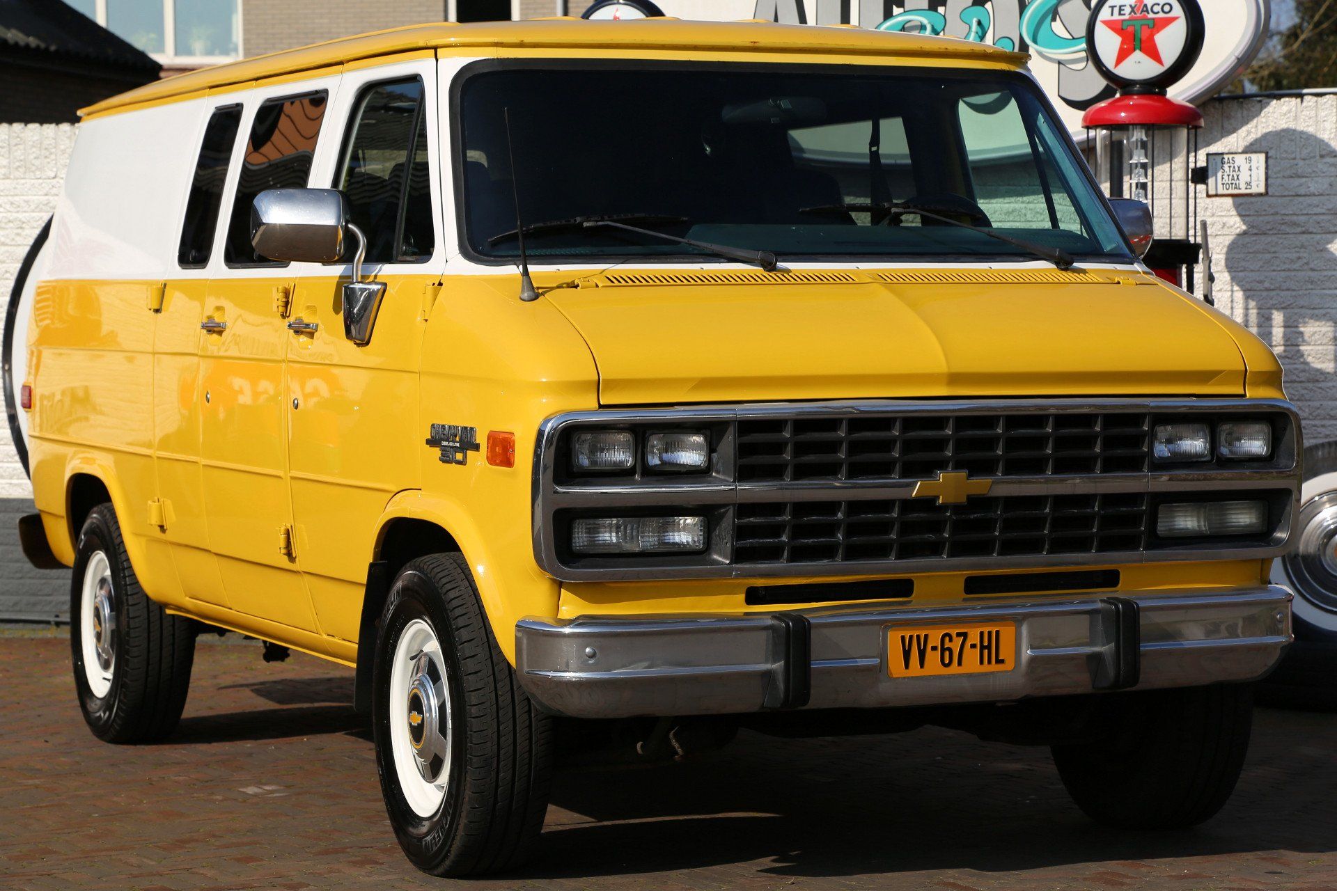 Chevrolet G30 Chevy Van 6.2 V8 Diesel kopen? | T&O Auto's