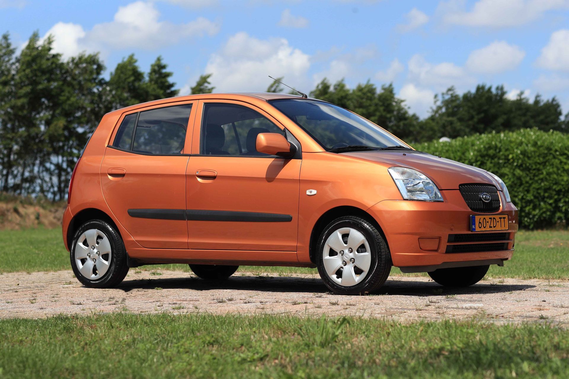 Kia Picanto 1.0 Light occasion oranje kopen? | T&O Auto's