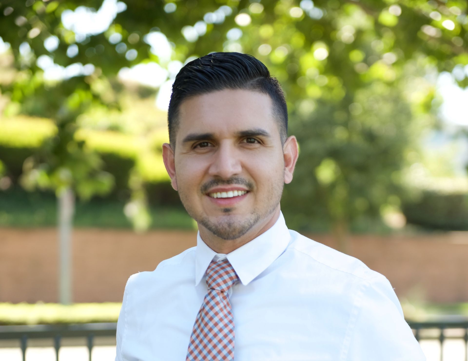Enrique Tellez | Turning Realty Dreams into Reality