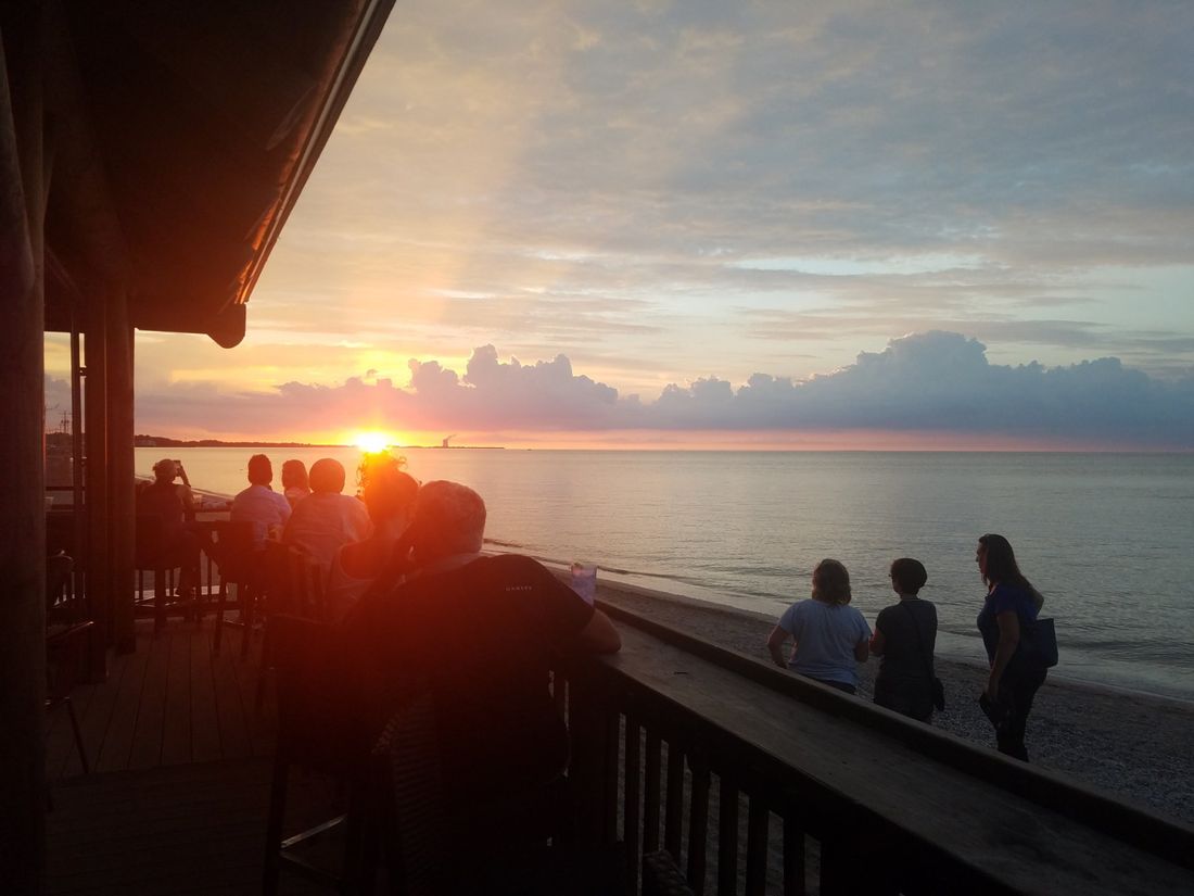 Home / Dock's Beach House / Port Clinton, Ohio