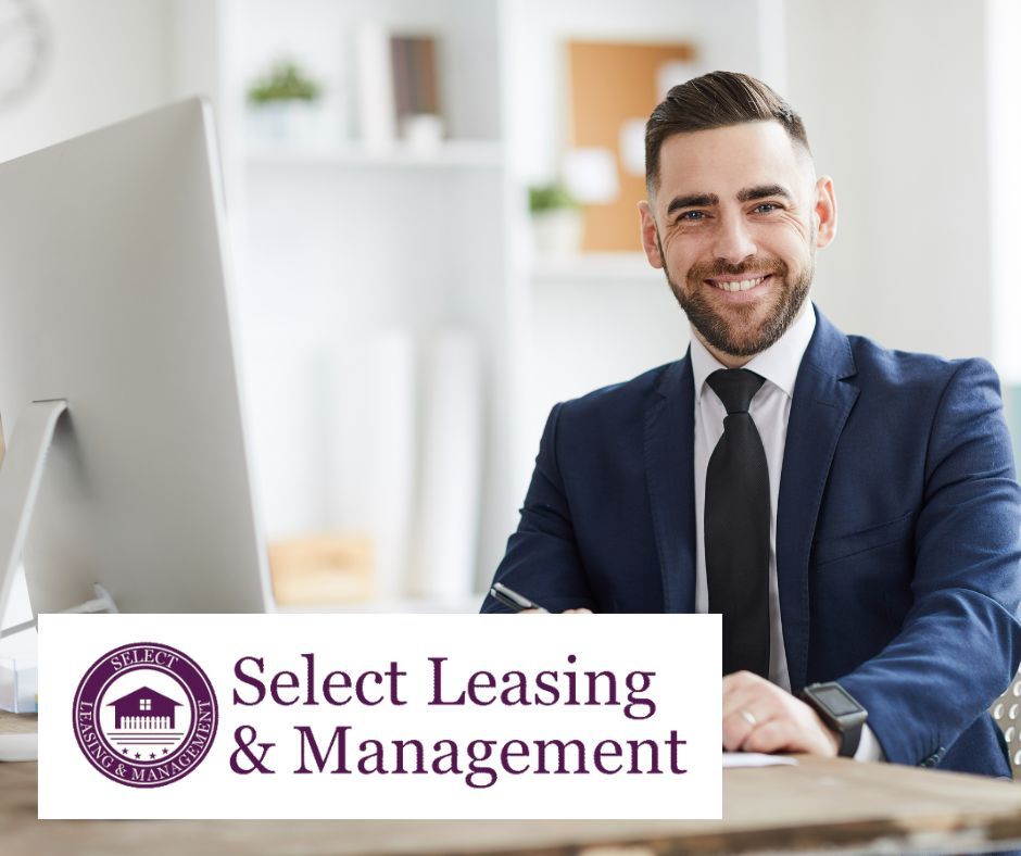 What is the Difference Between a Leasing Agent and a Property Manager