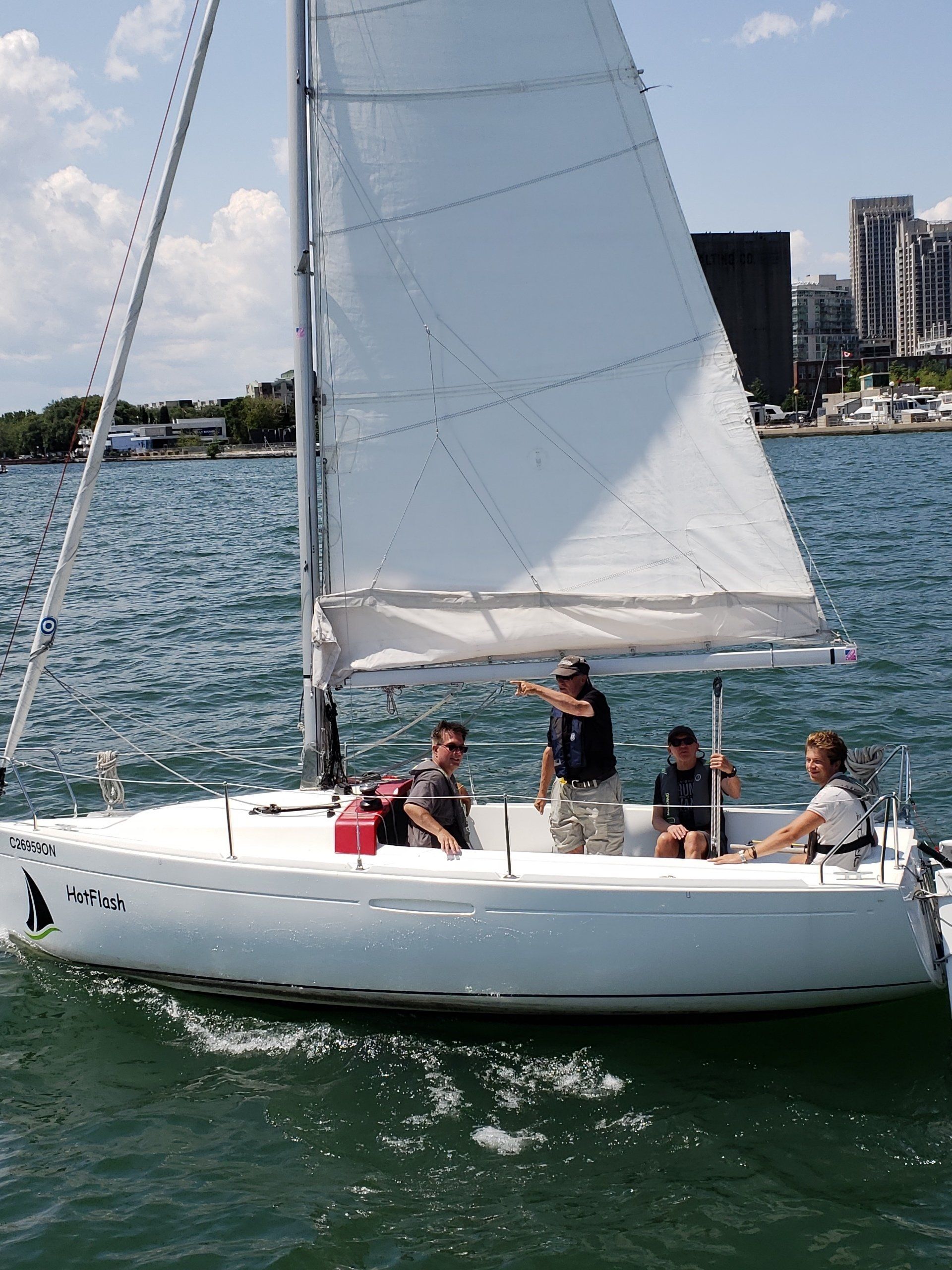 Learn to Sail | Sailing Lessons Toronto | Gone Sailing Adventures