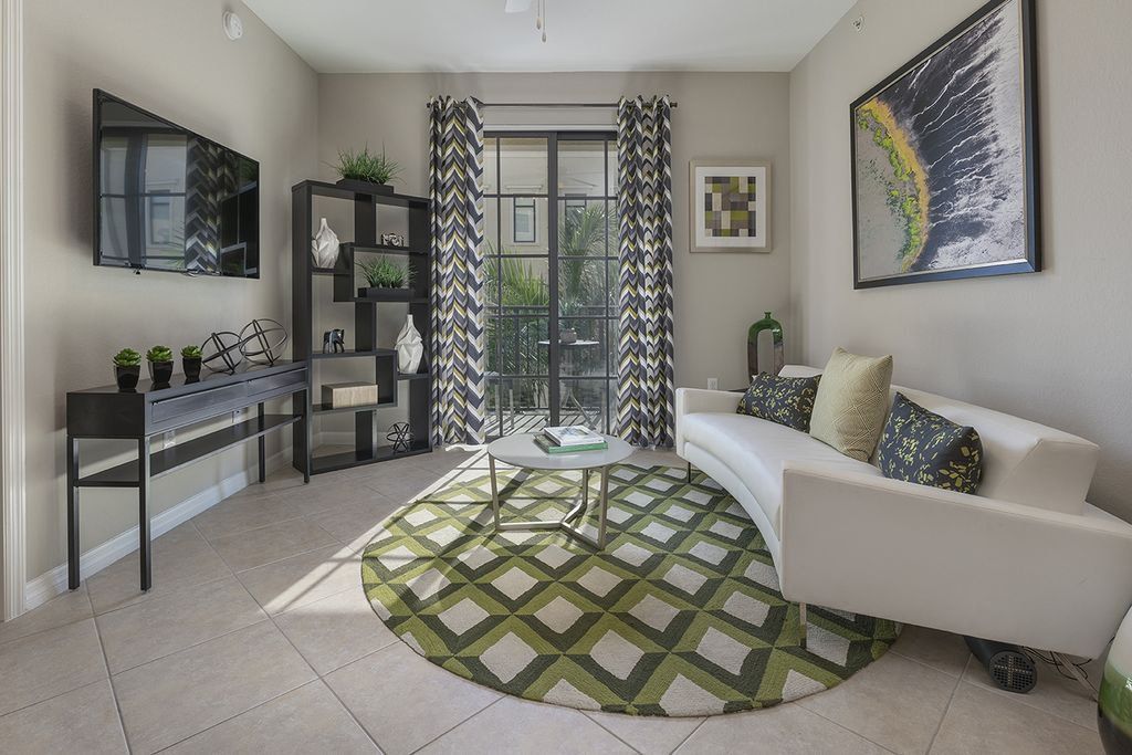 Apartments in Miramar, FL | Mosaic at Miramar Town Center