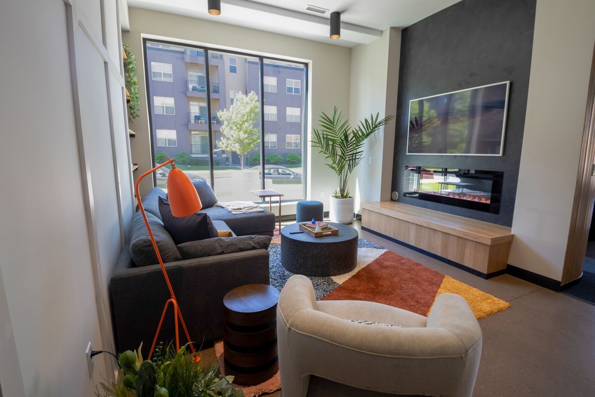 Riley Apartments | Smart & Stylish Richfield Living