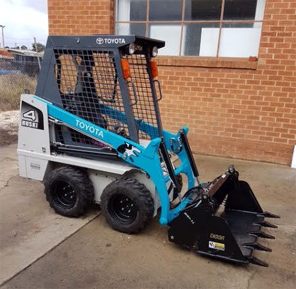 Mini Bobcat hire | Melbourne