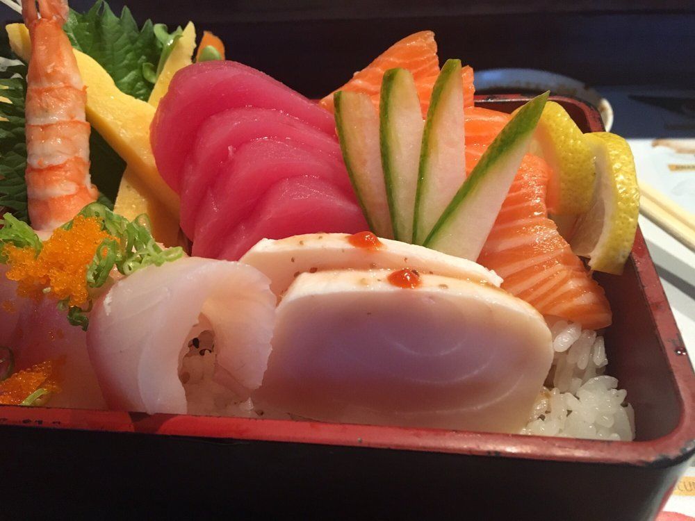 Yanagi Sushi & Grill