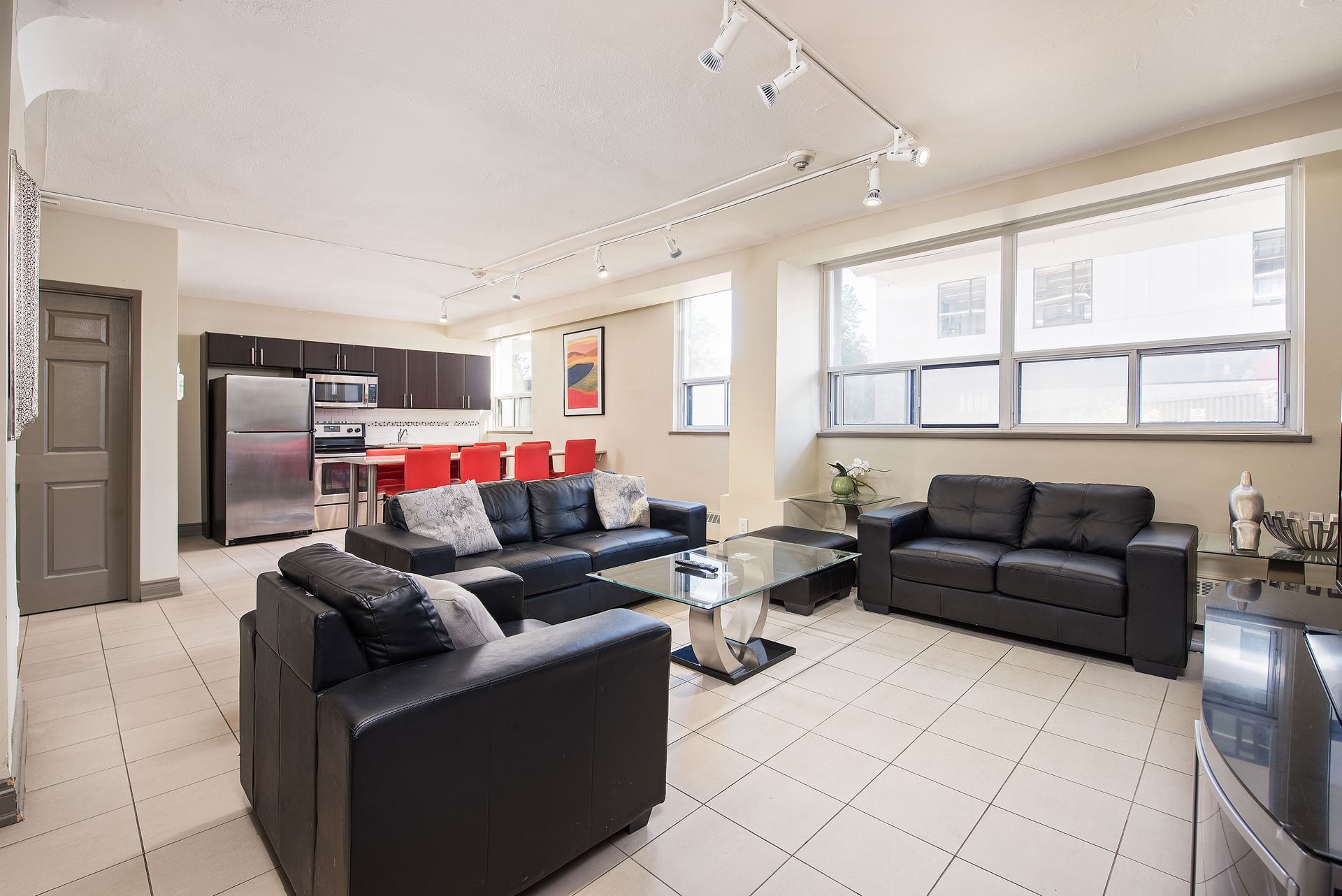 1080 Kingston Rd. Suite Availability