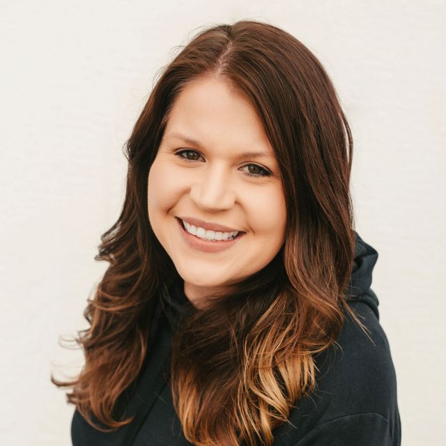 Lisa Meschke's Instagram, Twitter & Facebook on IDCrawl