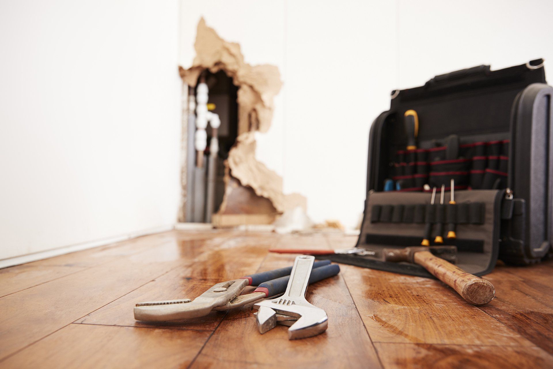 How You Can Prevent Water Damage with Guarantee Restoration