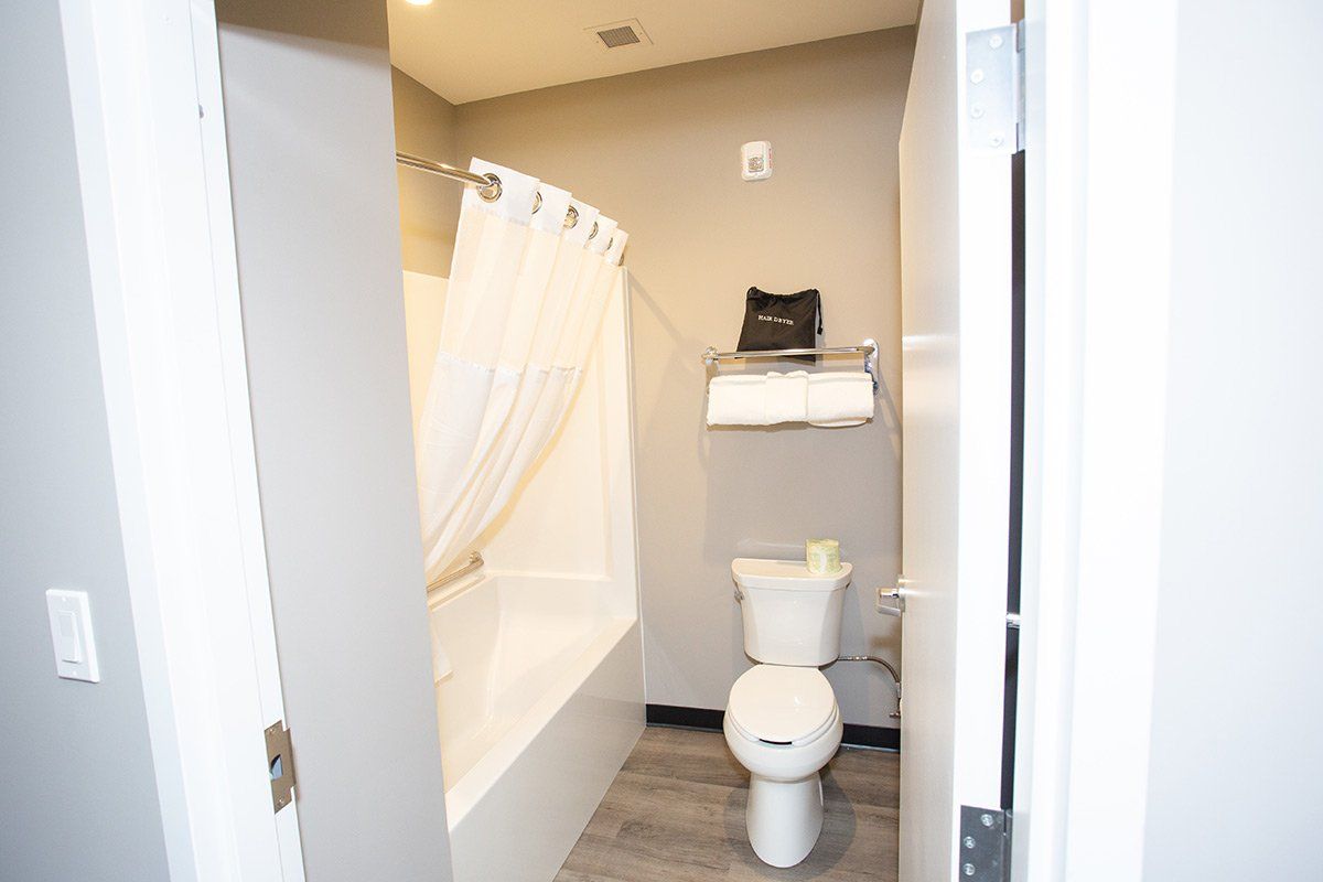 The Blue Crescent Hotels - Carman MB