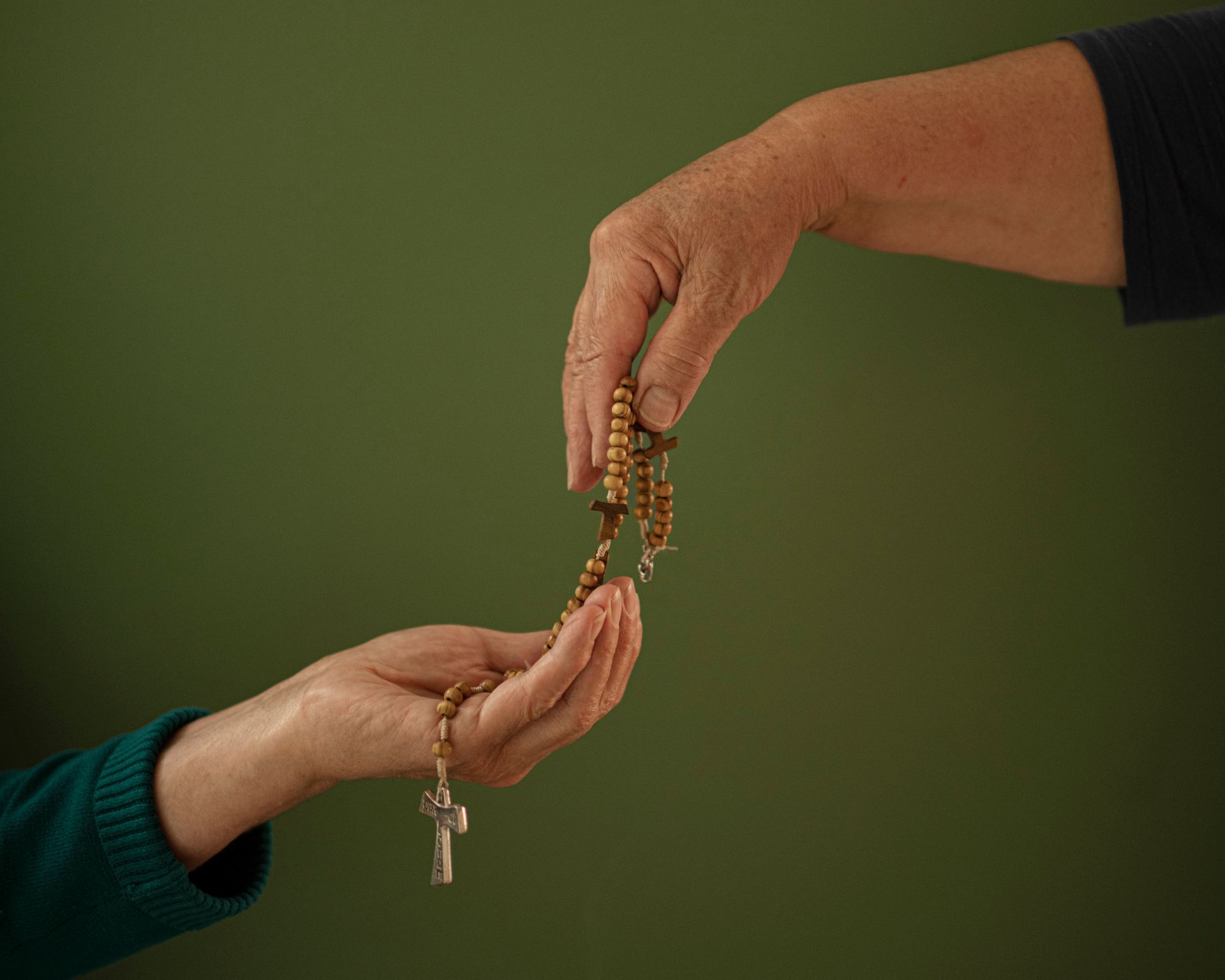 DECOLONIZING EYES: PHOTOGRAPHY AND REPRESENTATION