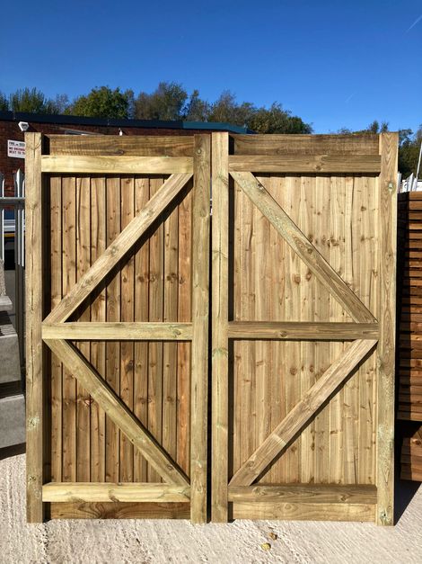 Fence Supplier | LawMac Fencing