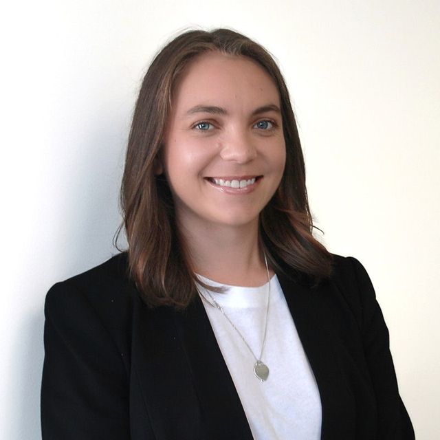 Hayley Holbrook's Instagram, Twitter & Facebook on IDCrawl