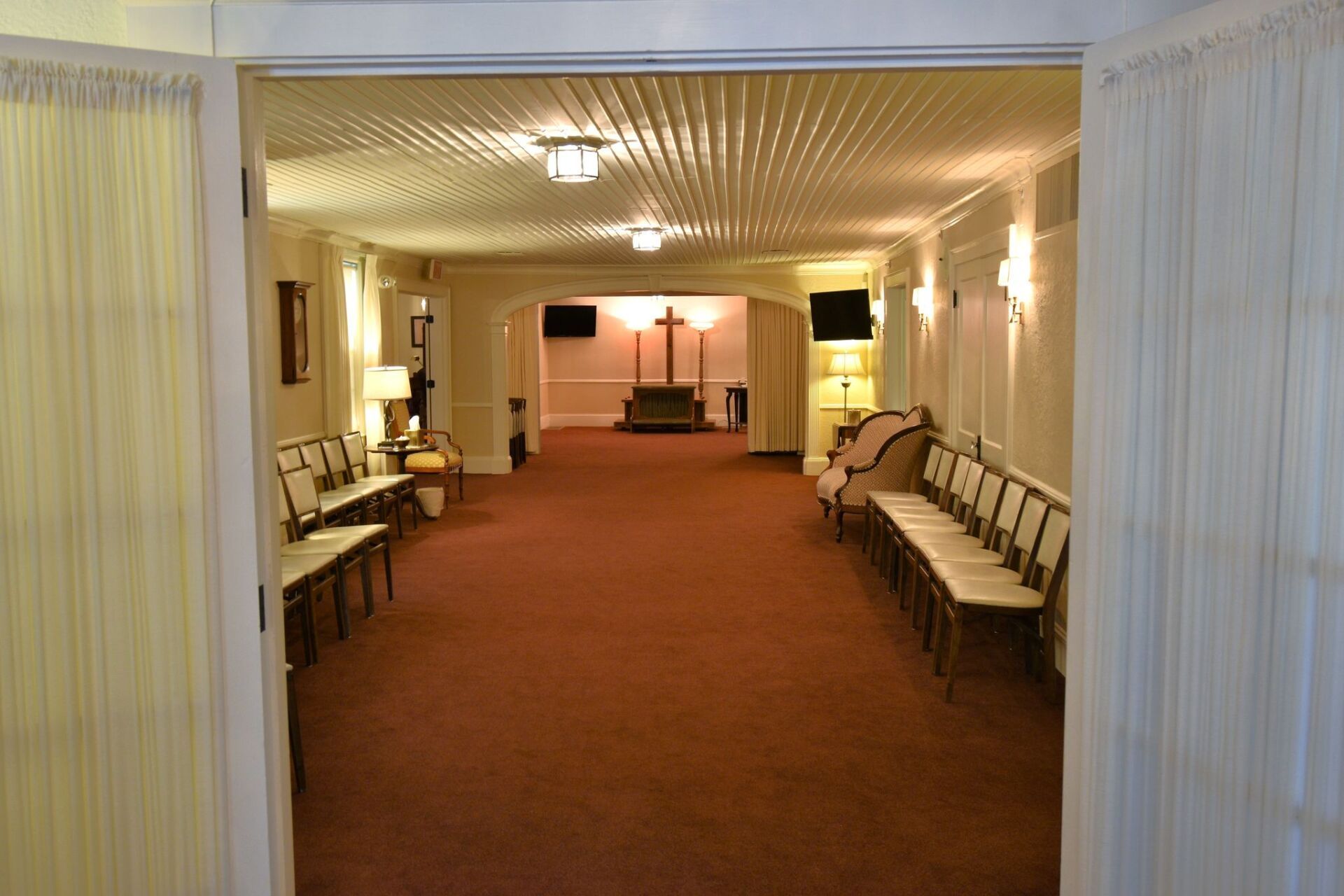 Book a Tour in Our Facilities [Davis Funeral Home in NH]