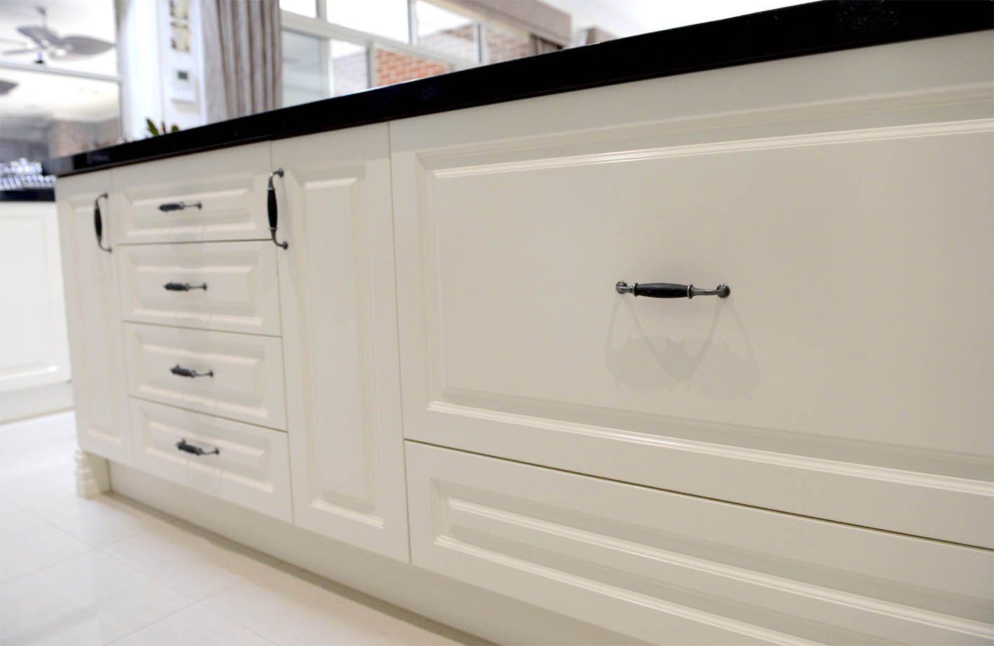 Choosing kitchen handles