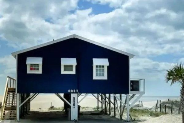 Oak Island Vacation Homes - Oak Island, NC - Rental Properties