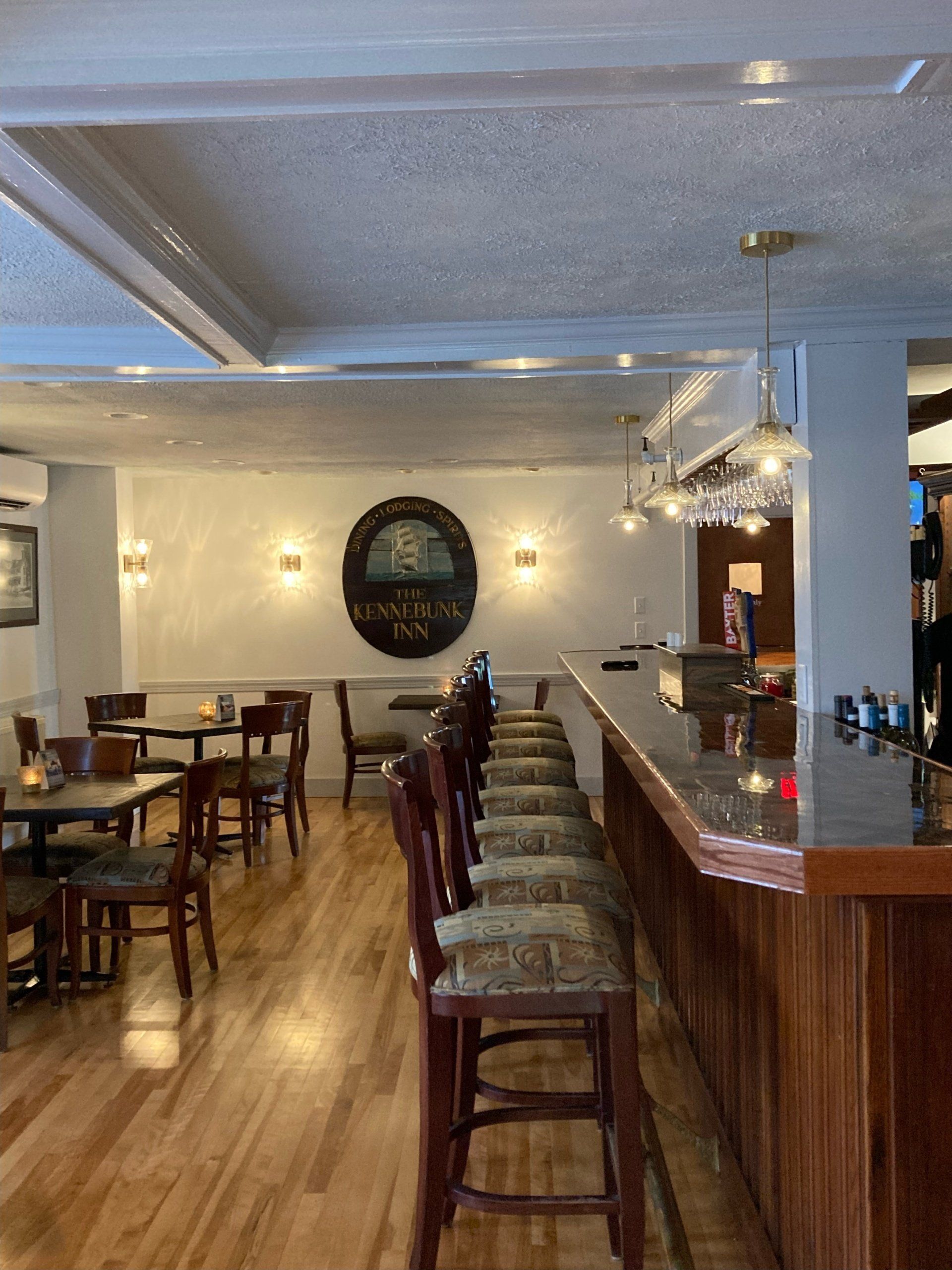 The Kennebunk Inn: Historic Charming Inn in Coastal Maine