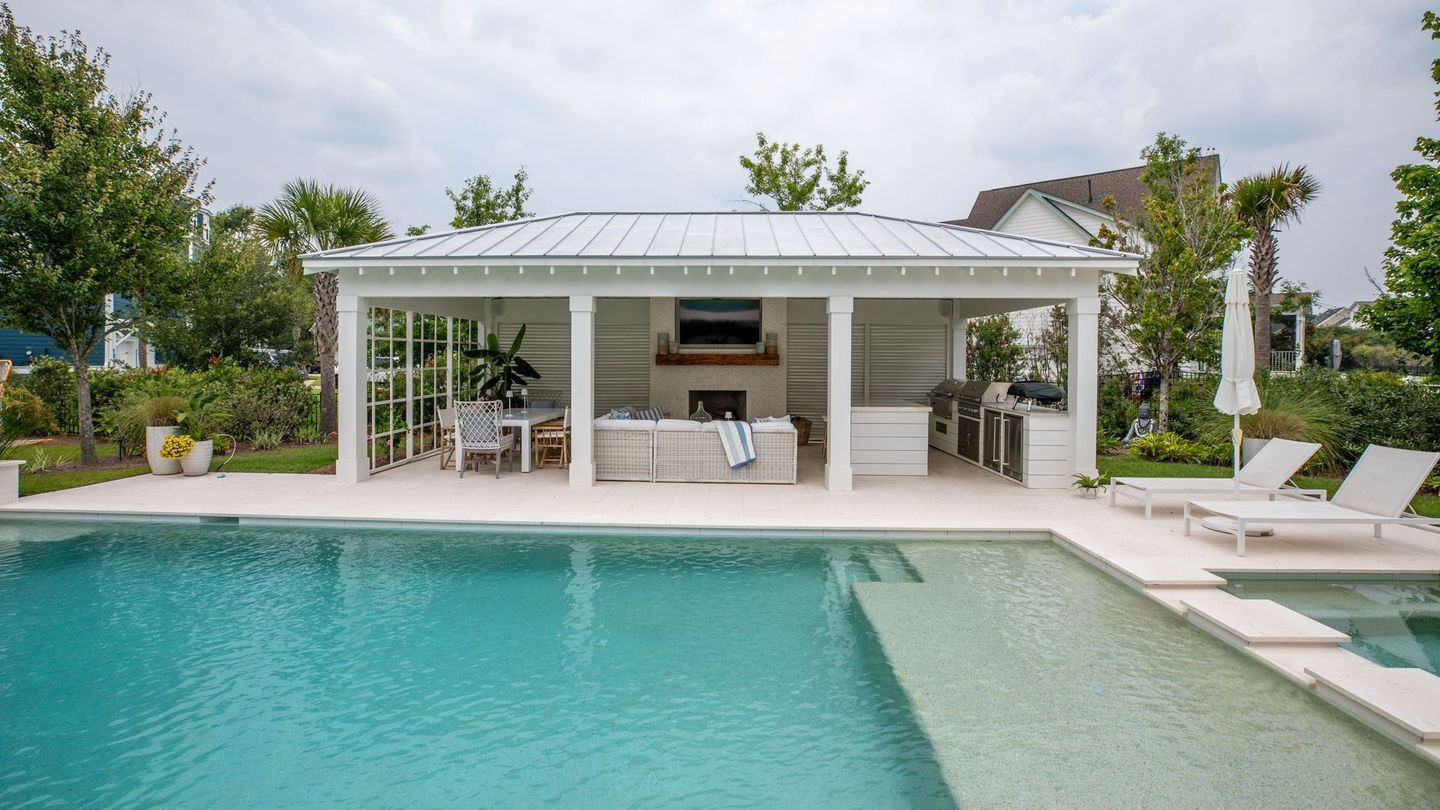 Maxwell Creative Contracting