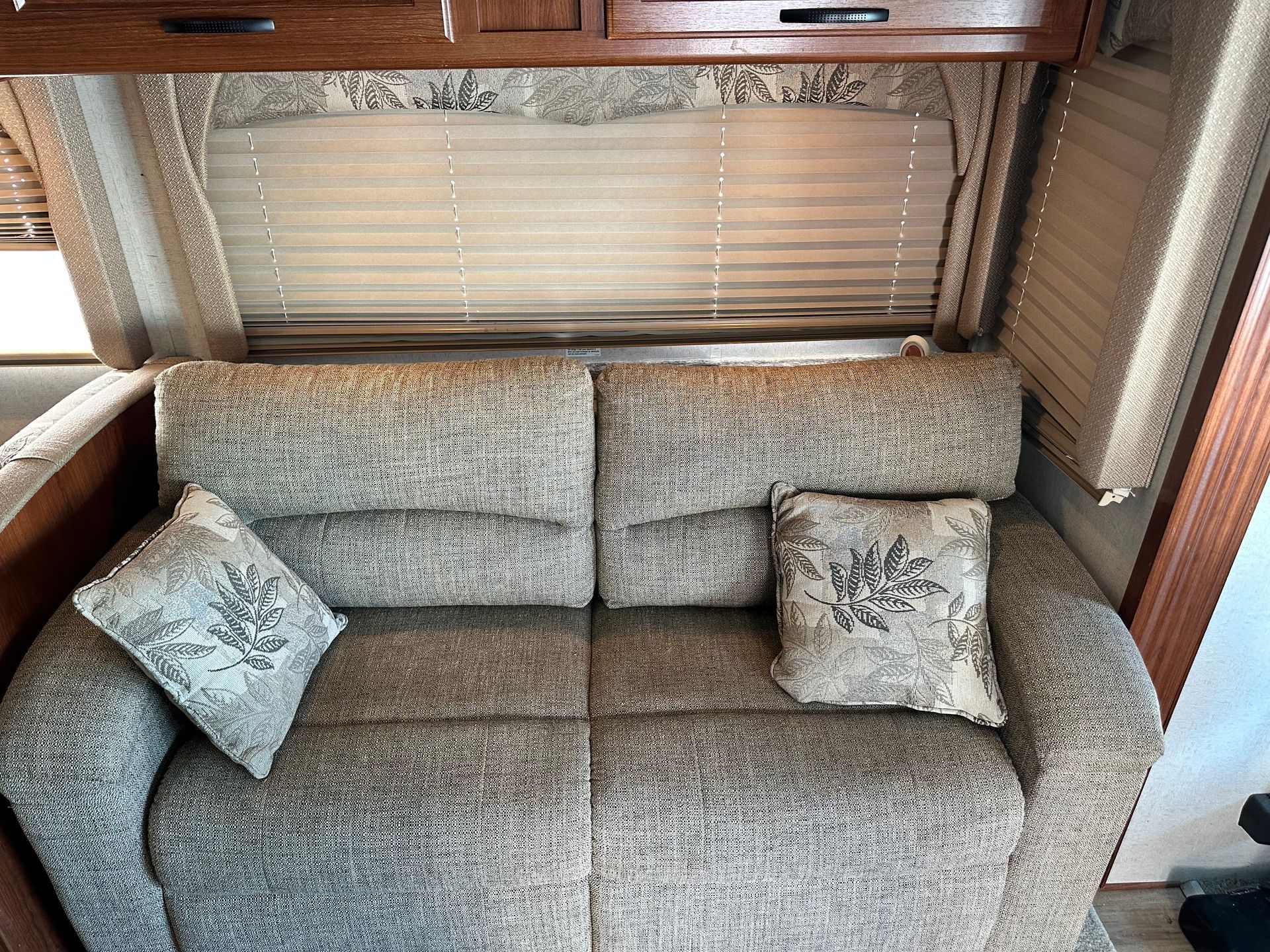 SOLD! 2009 FLEETWOOD FIESTA 36T - SOLD!! -37,537 MILES