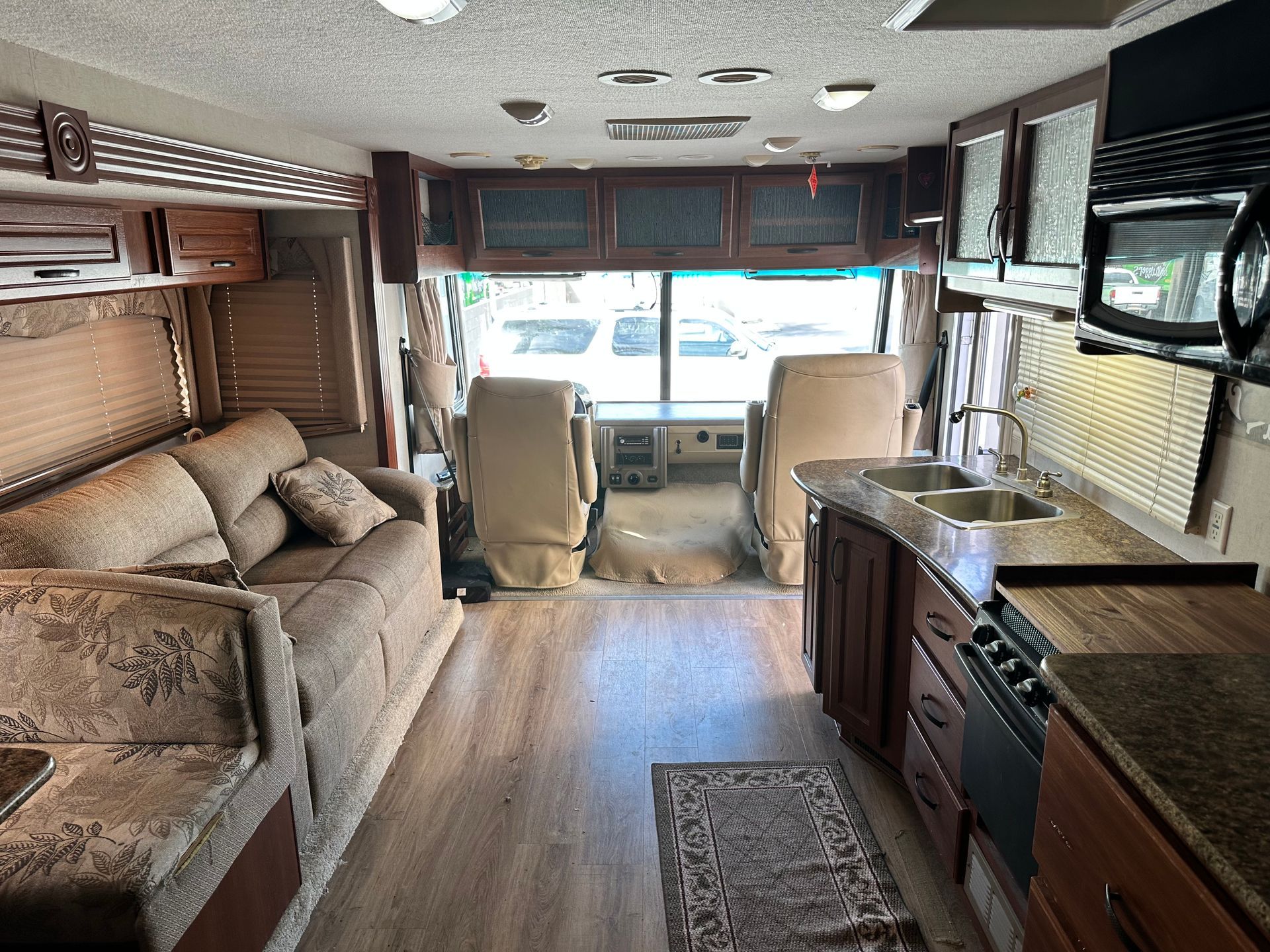 SOLD! 2009 FLEETWOOD FIESTA 36T - SOLD!! -37,537 MILES