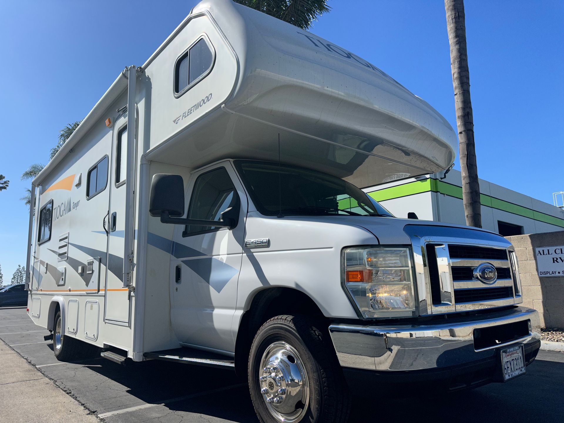 RV Sales, Service & Rentals | Anaheim, CA