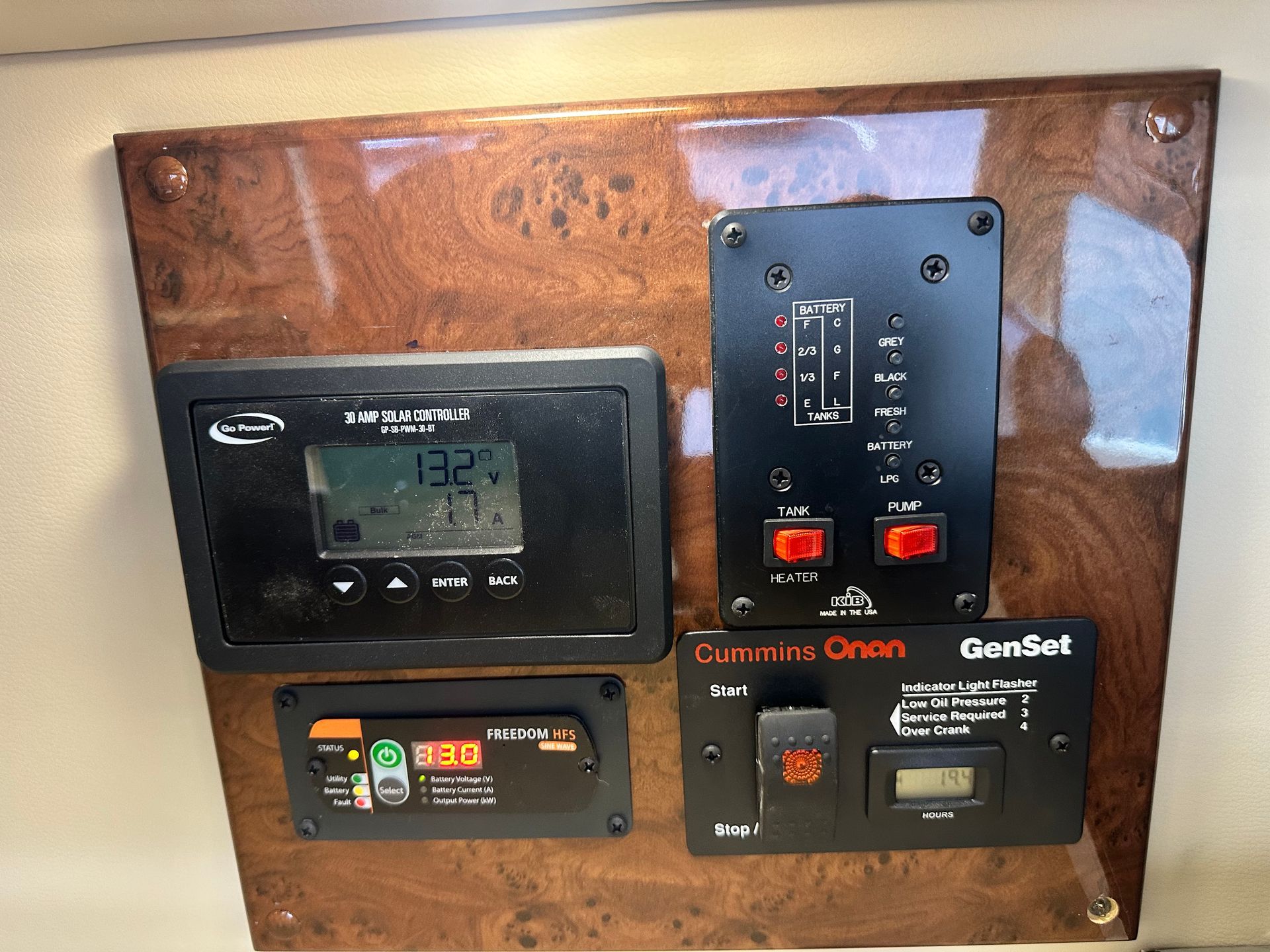 SOLD! 2016 MIDWEST WEEKENDER MD-2 LOUNGE - SOLD!