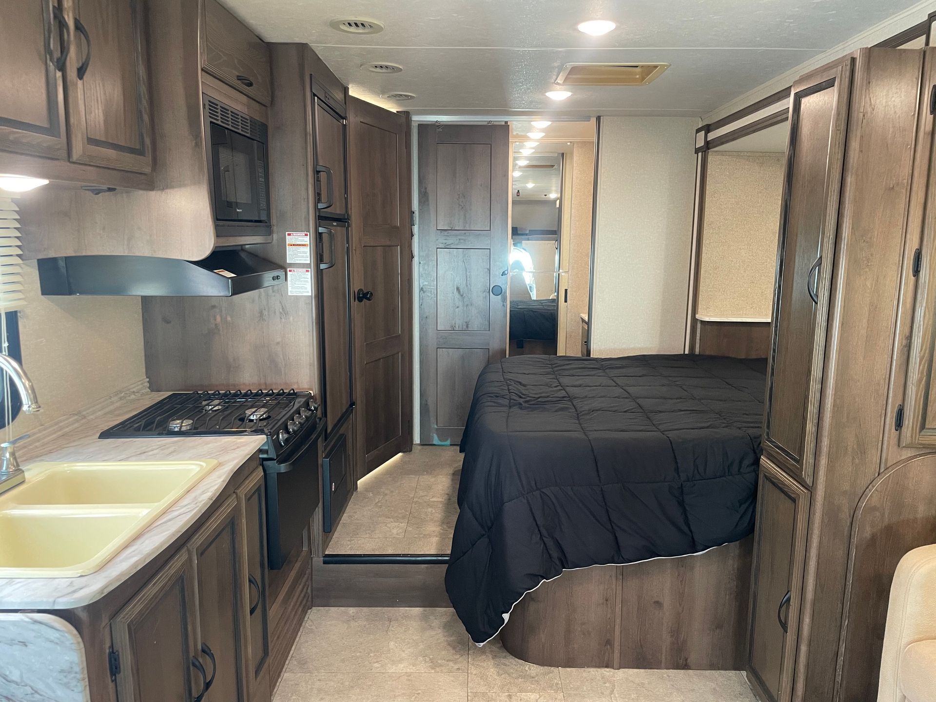 2019 COACHMEN FREELANDER 24FS