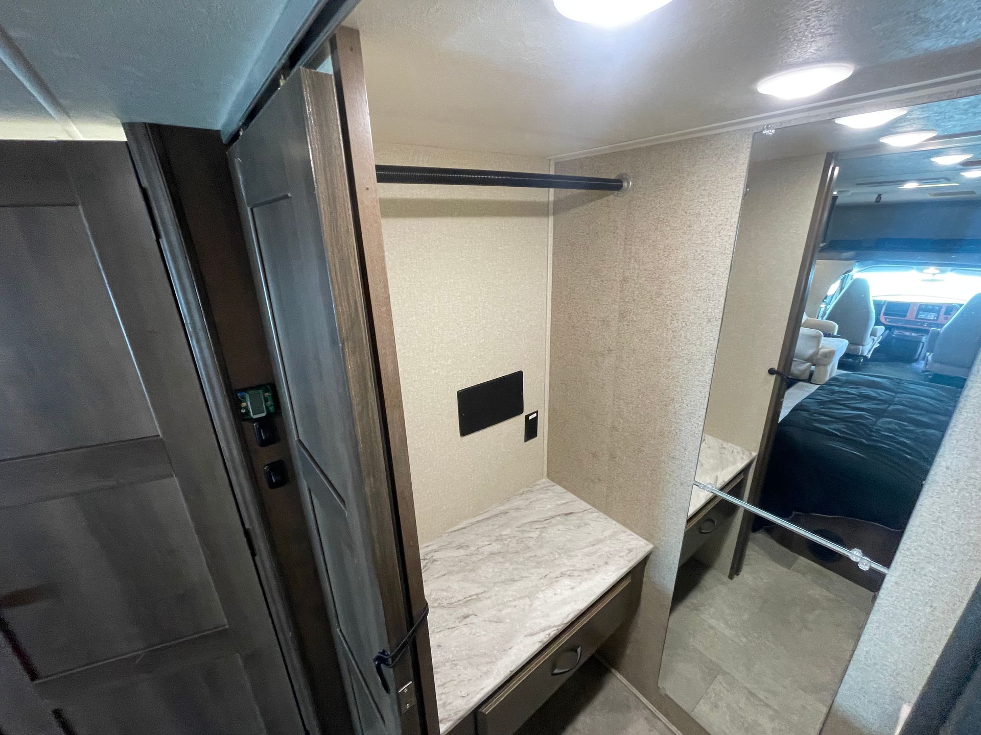 2019 COACHMEN FREELANDER 24FS