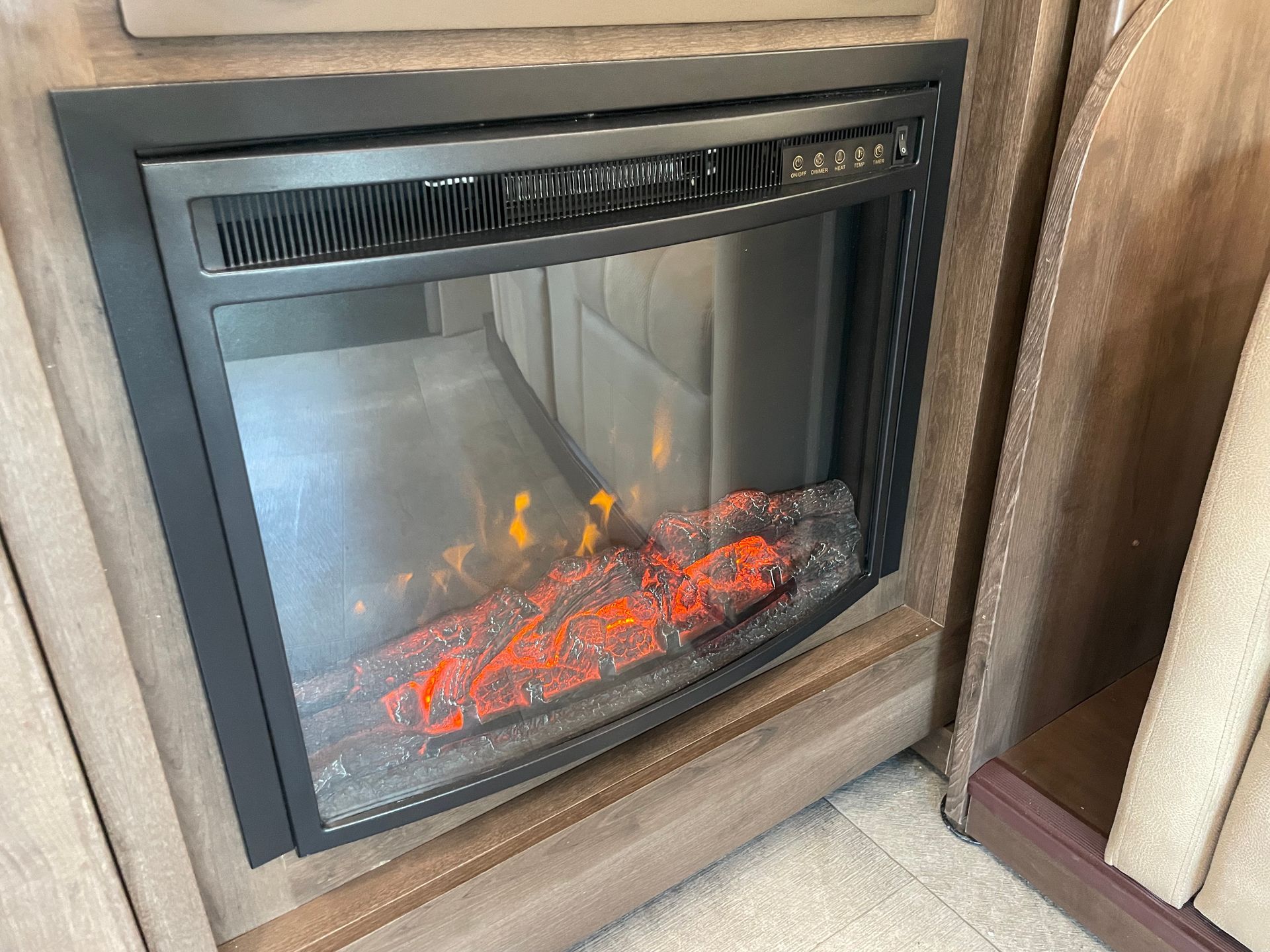 2019 COACHMEN FREELANDER 24FS