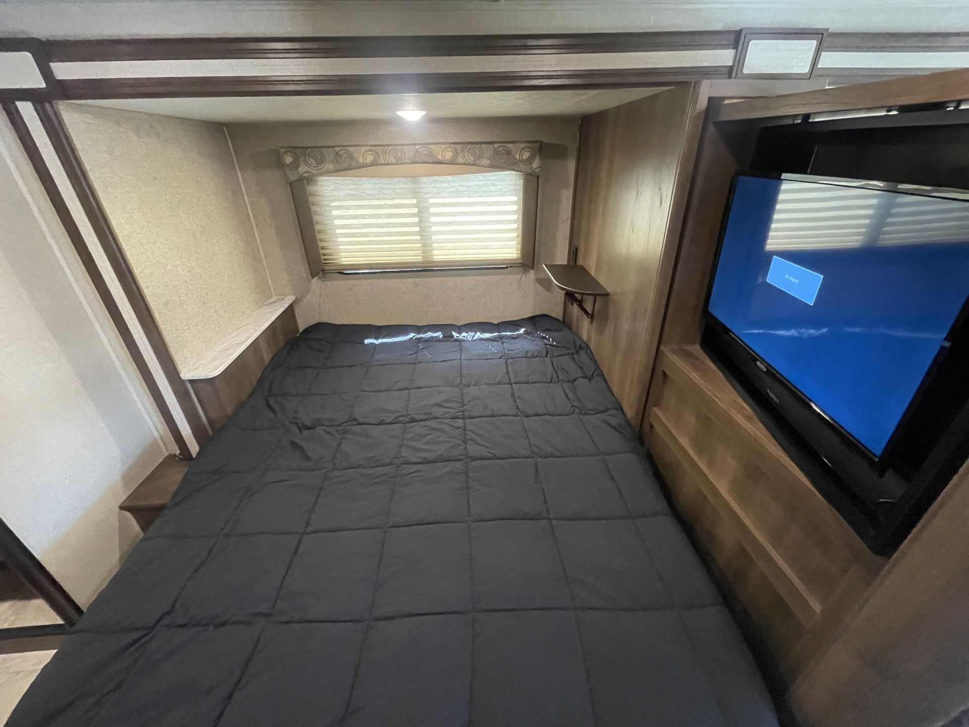2019 COACHMEN FREELANDER 24FS