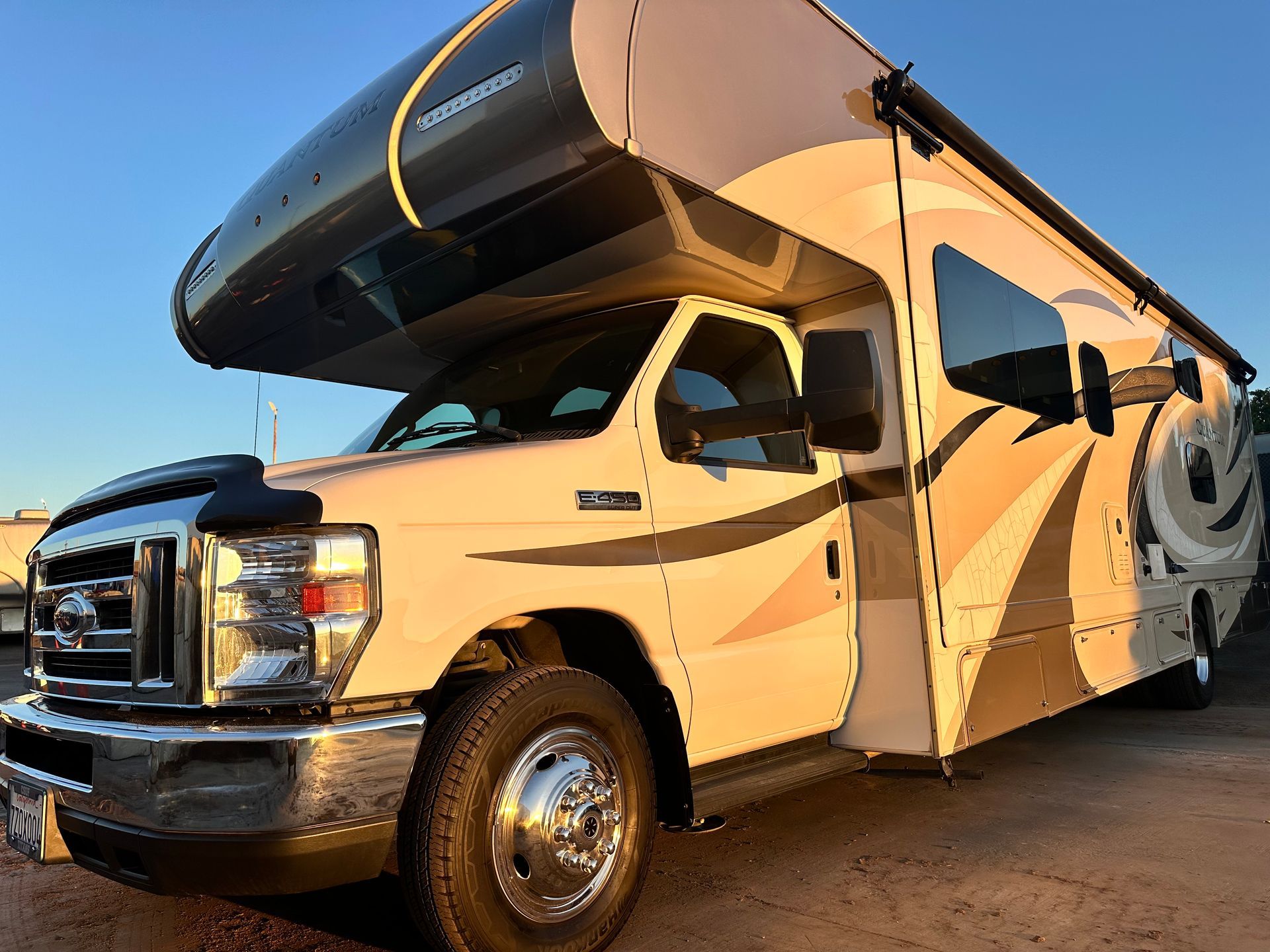 RV Sales & Rentals | SHOP