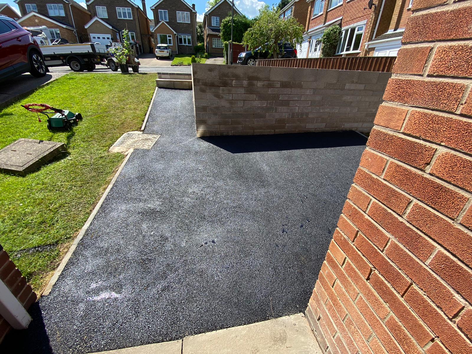 Tarmac Driveways Rotherham | Asphalt driveways - DR
