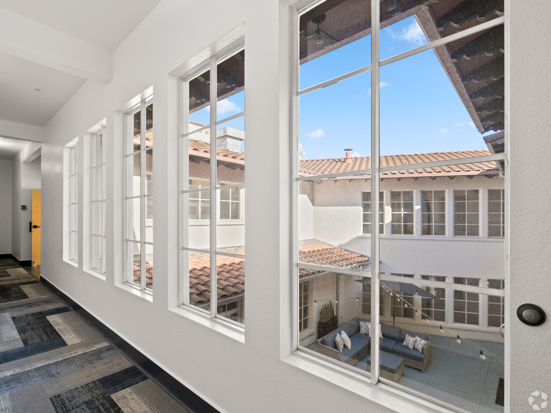 Home | St. George Apartments | Santa Cruz, CA