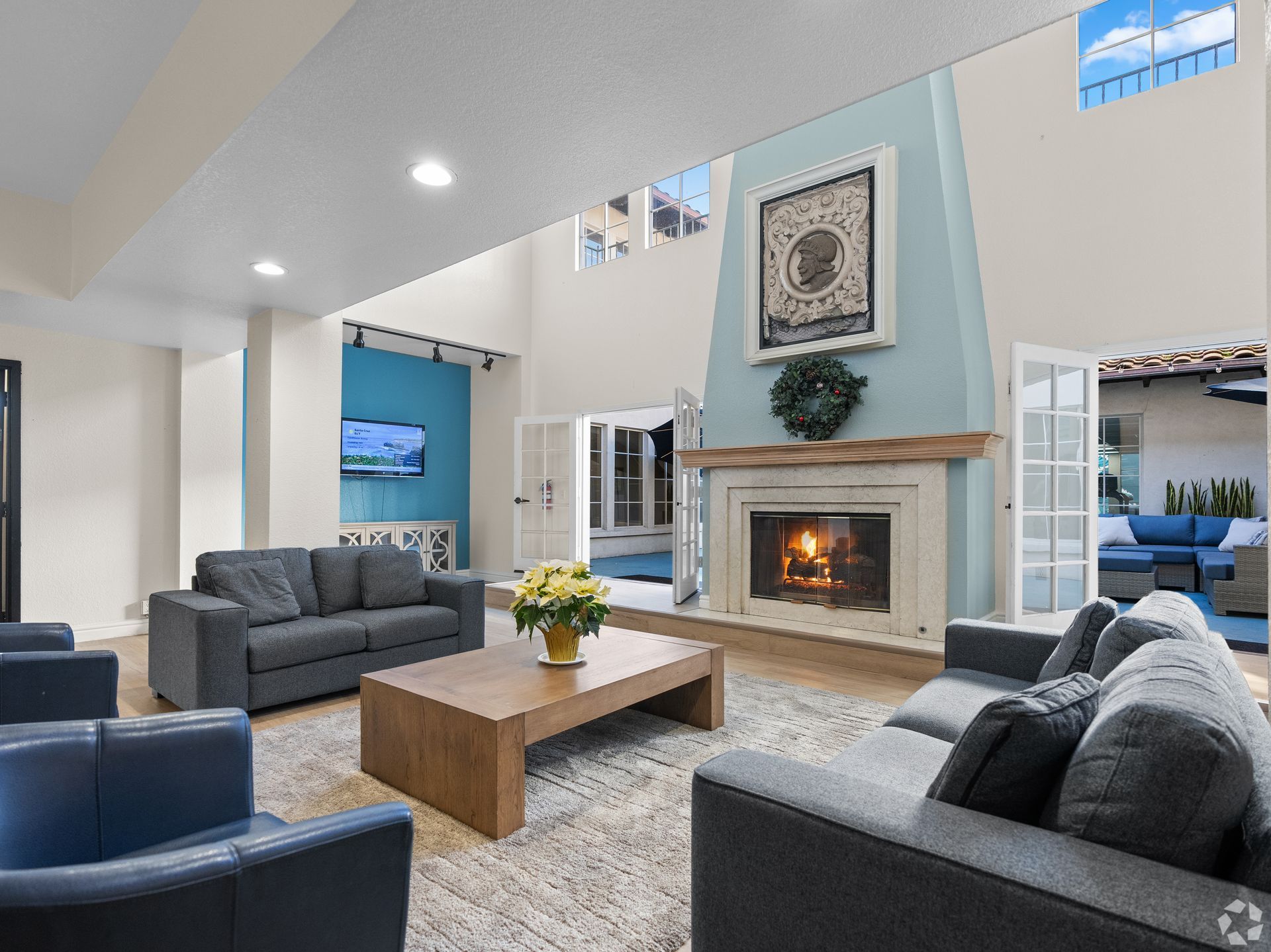 Home | St. George Apartments | Santa Cruz, CA