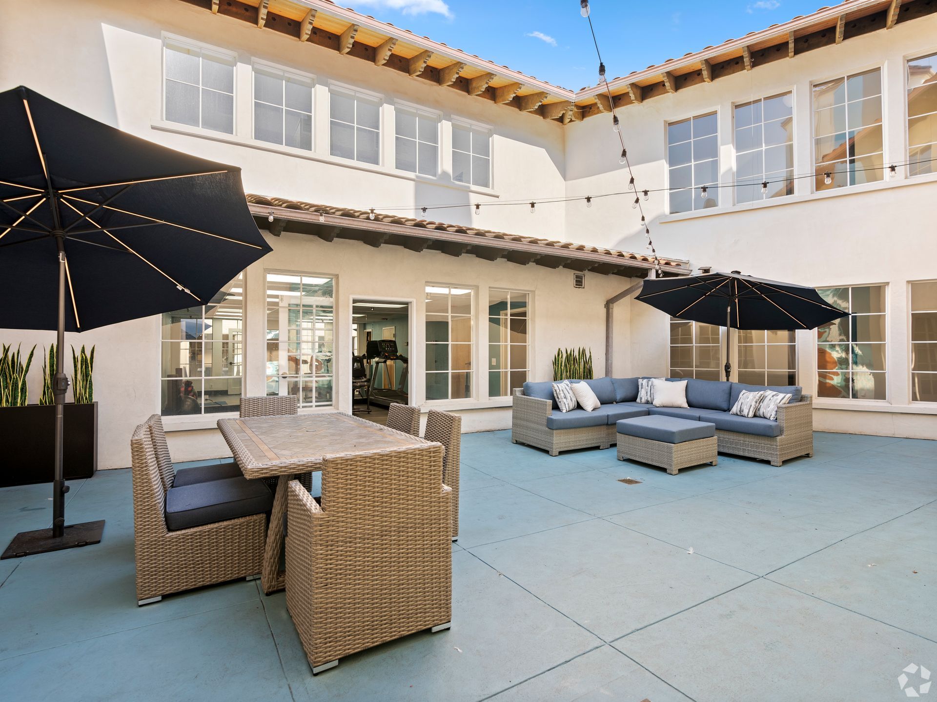 Home | St. George Apartments | Santa Cruz, CA