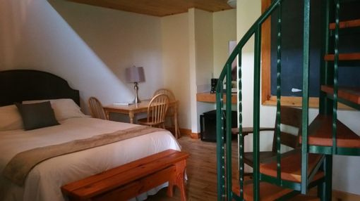 Hayward, Wisconsin Lodging on Namakagon River - Lenroot Lodge Rooms ...