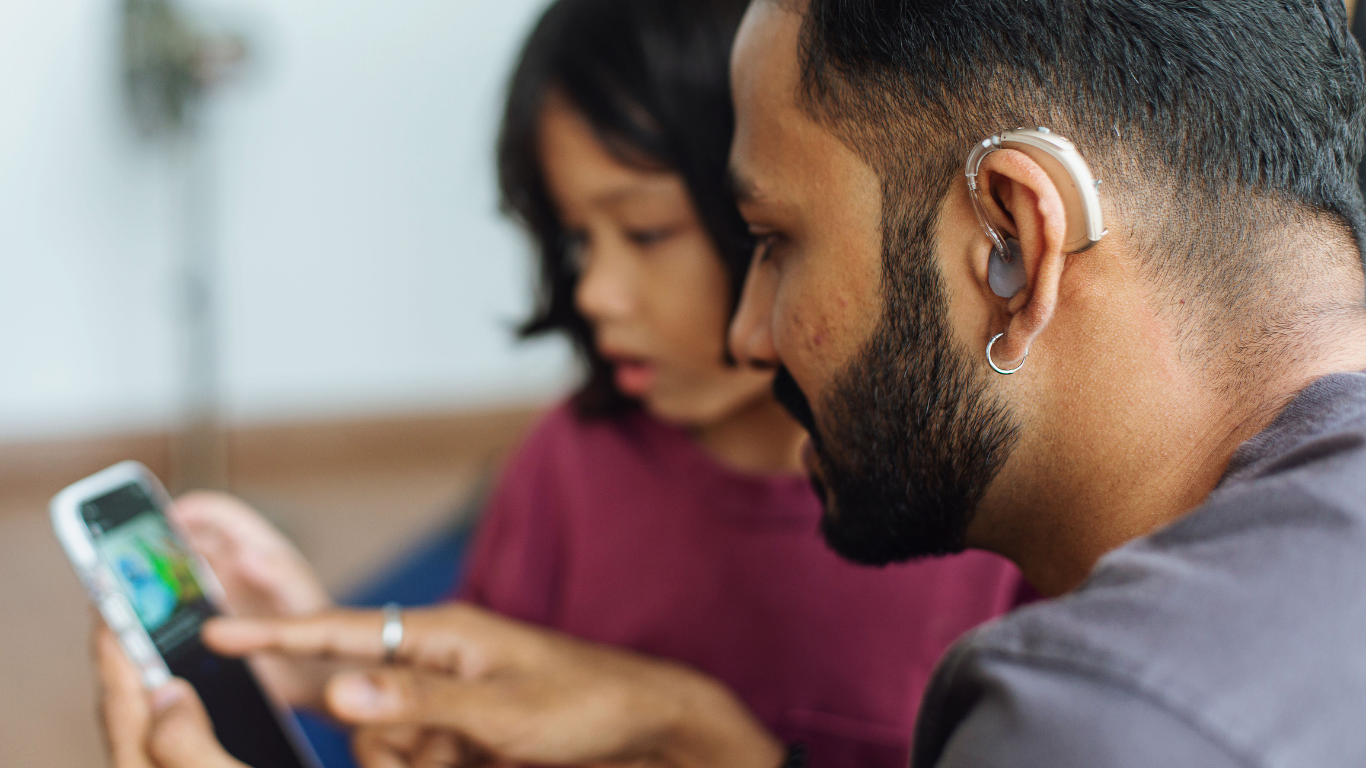 Finding Relief: Why Your Ears Itch with Hearing Aids and How to Soothe Them