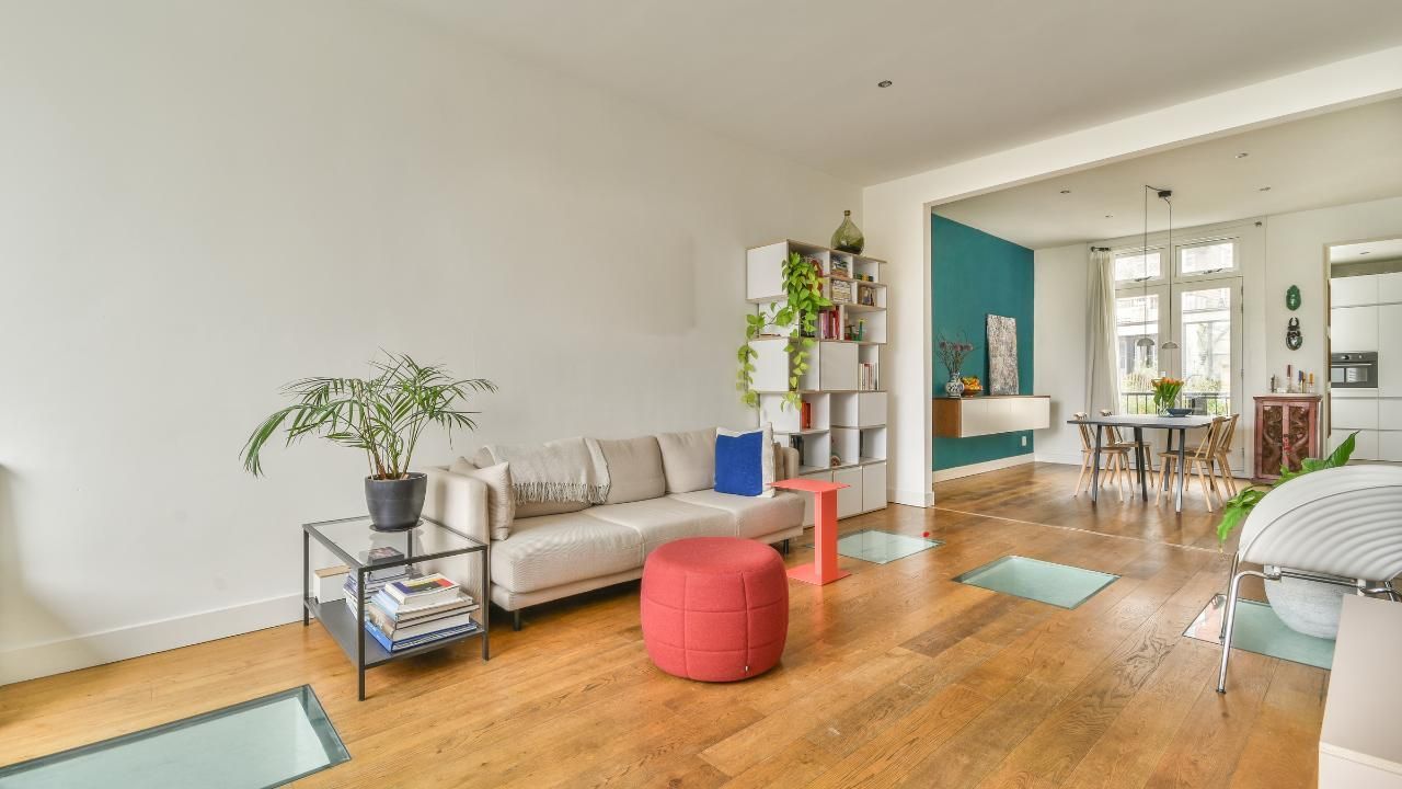 How to Mix and Match Hardwood Floor Styles at Home