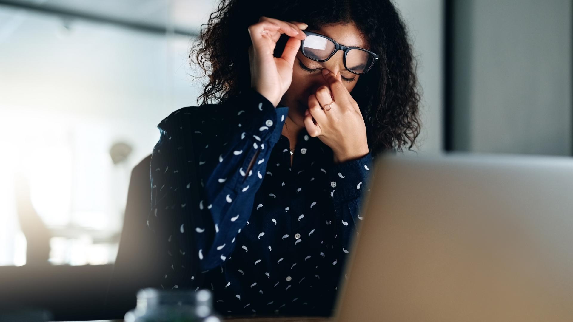 How Does Screen Time Affect Your Eyes?