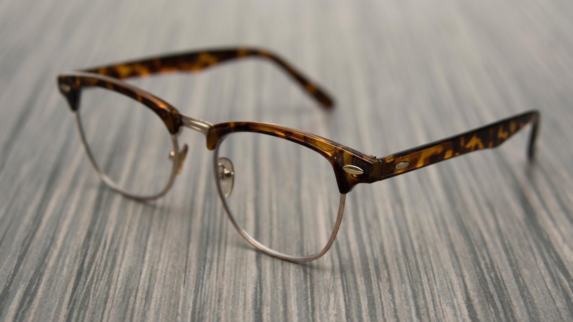 What Are Progressive Lenses?