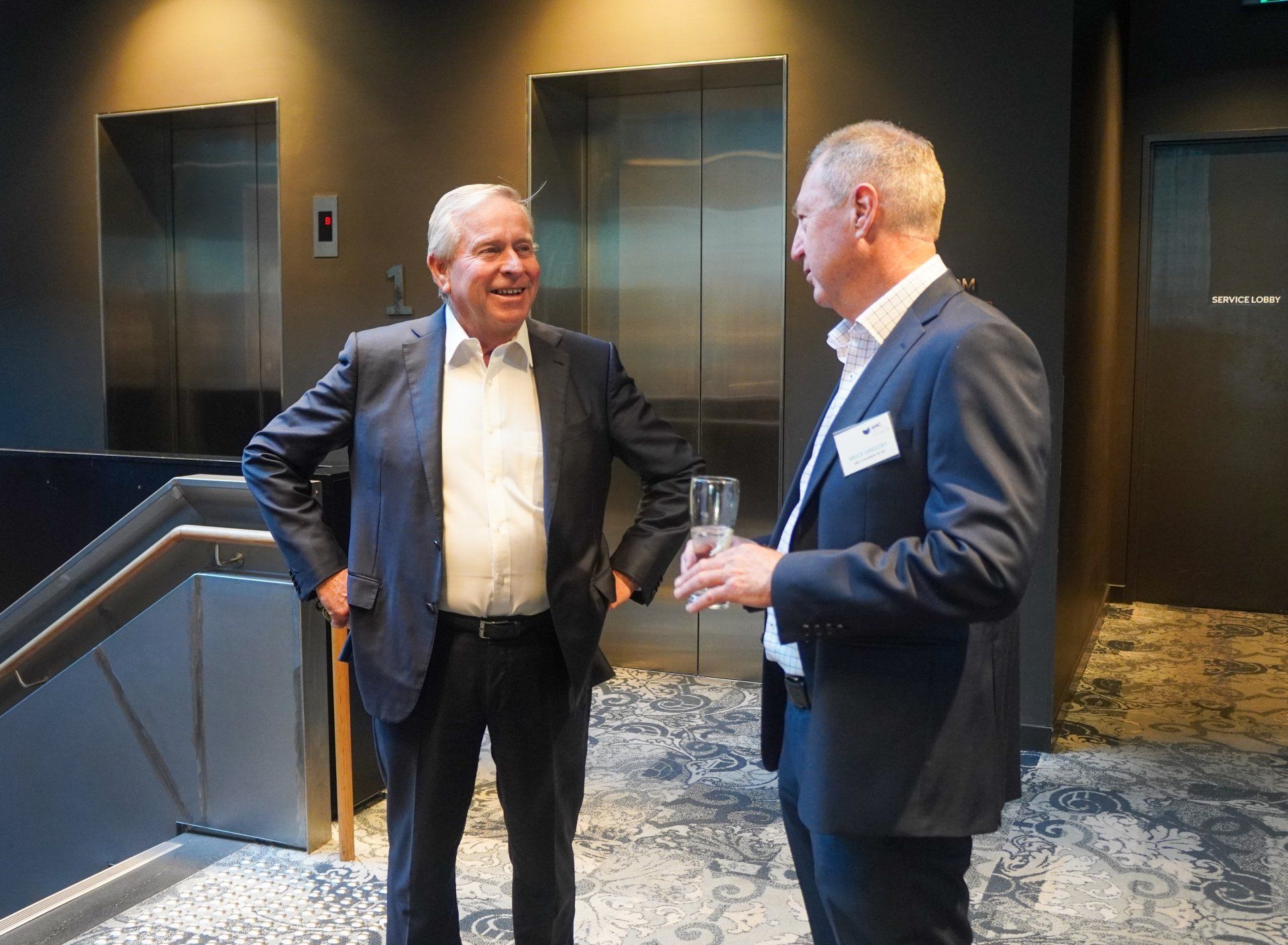 Sundowner October 2022