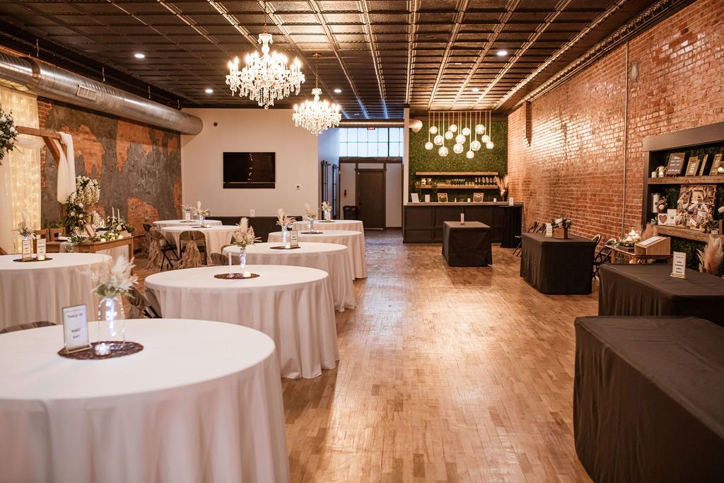 About Bates Social Event Space - Event Venue - Butler, MO
