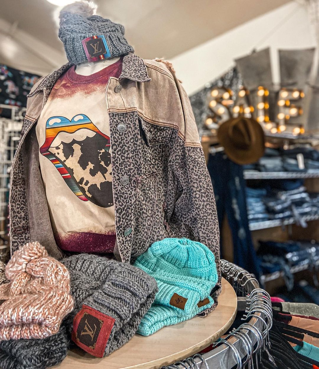 HOME [www.moxycowgirl.com]